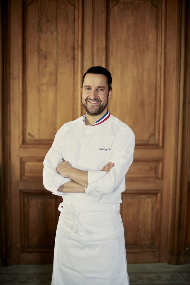 Millefeuille de pomme de terre, algues nori et œufs de saumon de ...