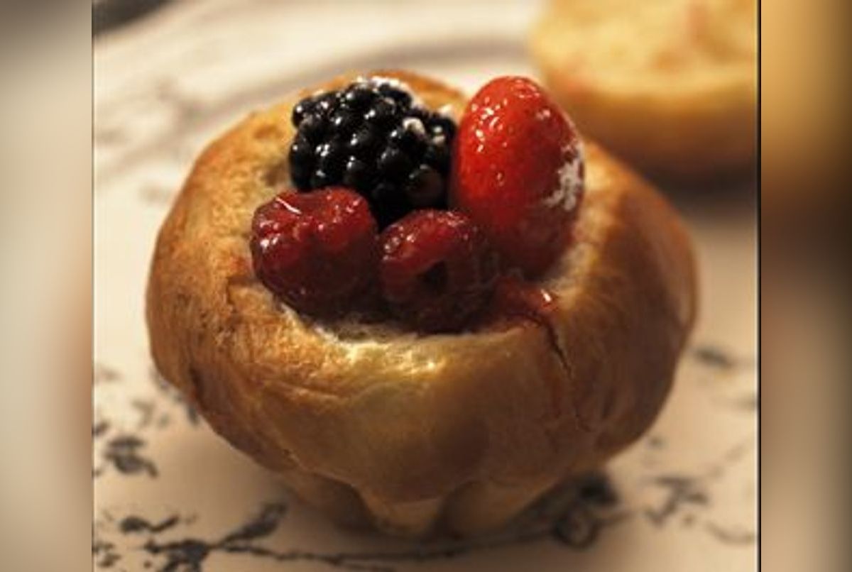 BRIOCHETTES AUX FRUITS ROUGES