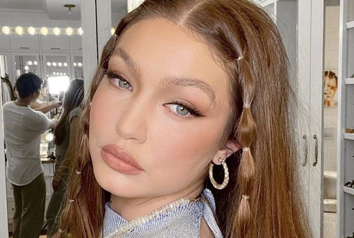 Anti-âge : shaggy brows, la tendance sourcils qui rajeunit le visage ...