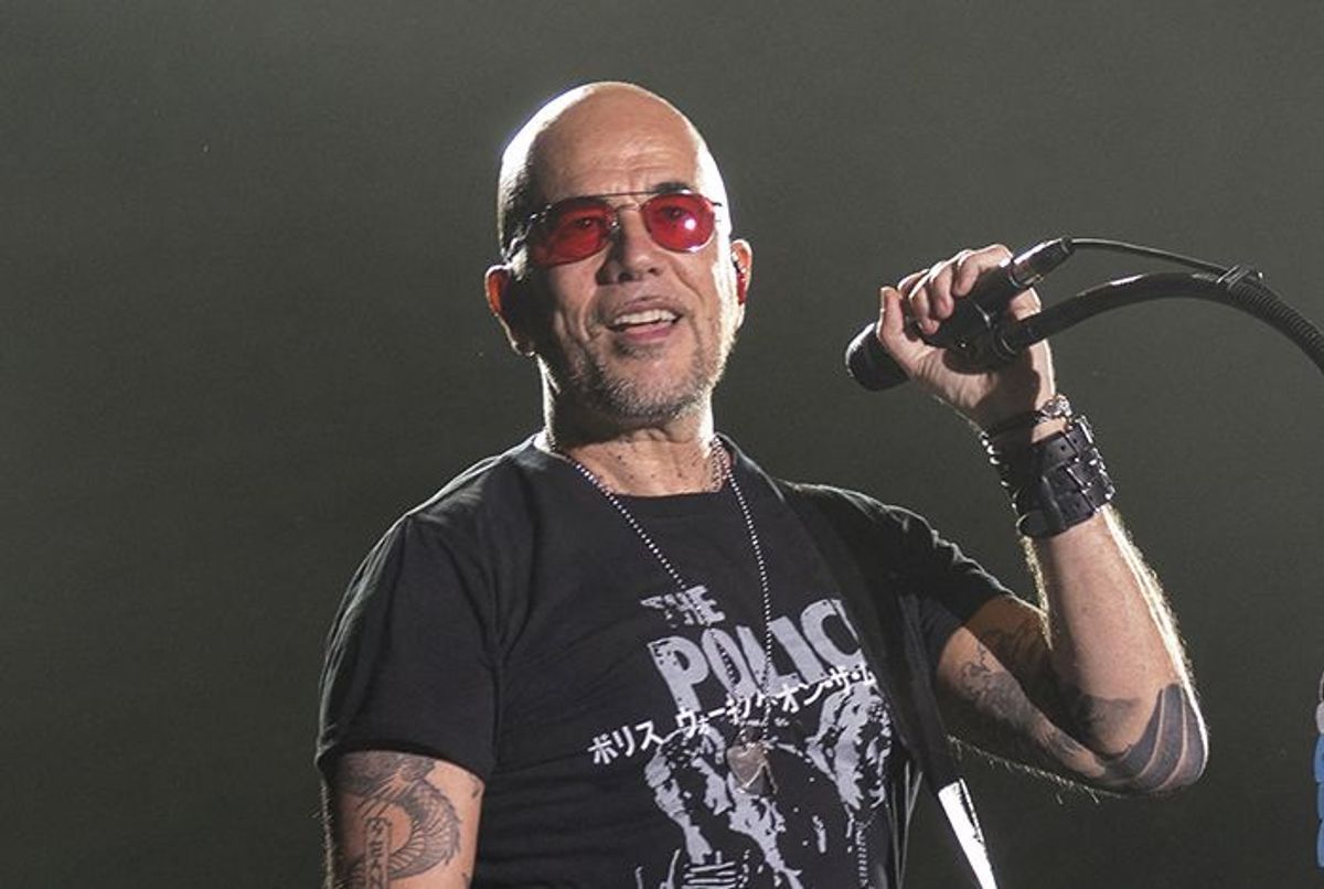 Pascal Obispo : à 21 ans, son fils Sean est son sosie… Le beau jeune ...