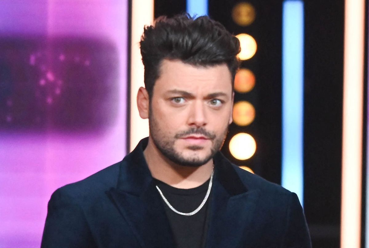 Kev Adams, hospitalisé et opéré en urgence… Voici ce que l’on sait de ...