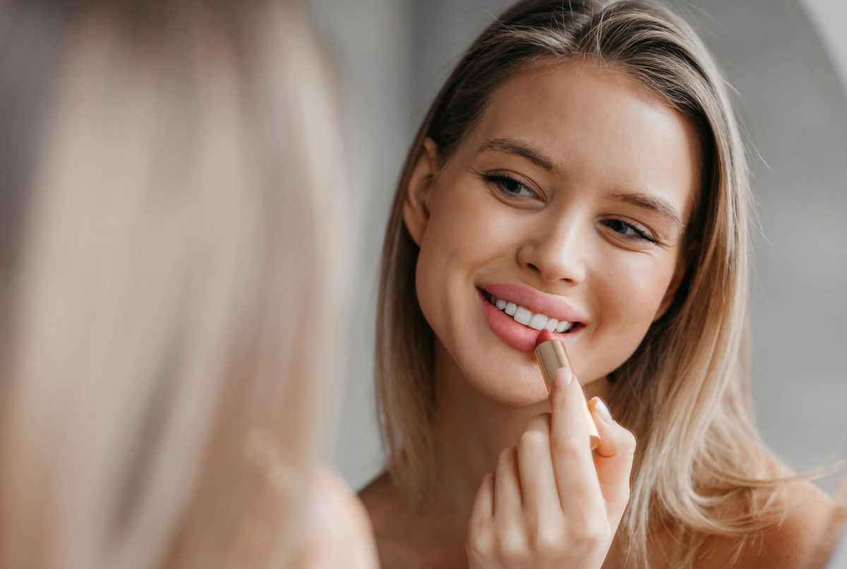 « Lipstick make-up » : vue sur TikTok, cette tendance consiste à se ...