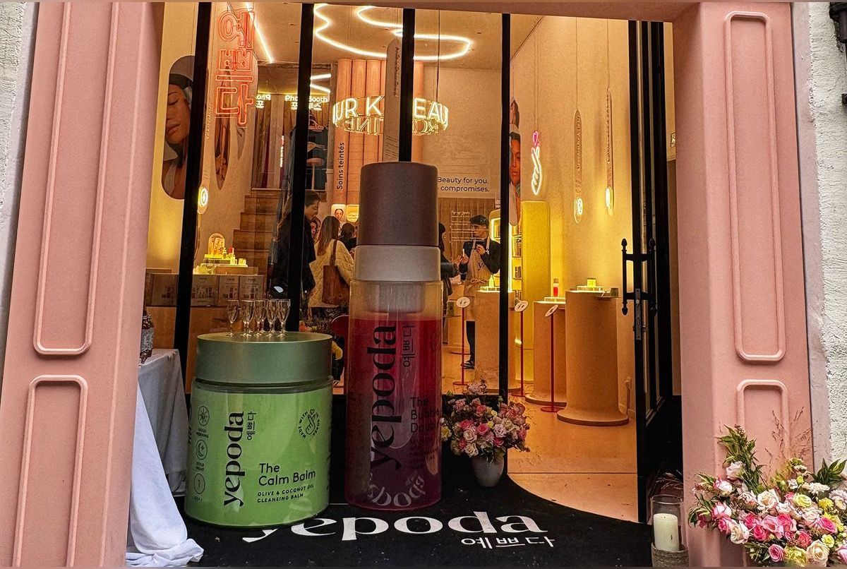 Yepoda s’installe dans la capitale avec un pop-up coloré et un masque ...