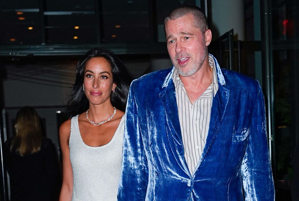 Brad Pitt : Ines de Ramon sublime à ses côtés dans la tenue à franges ...