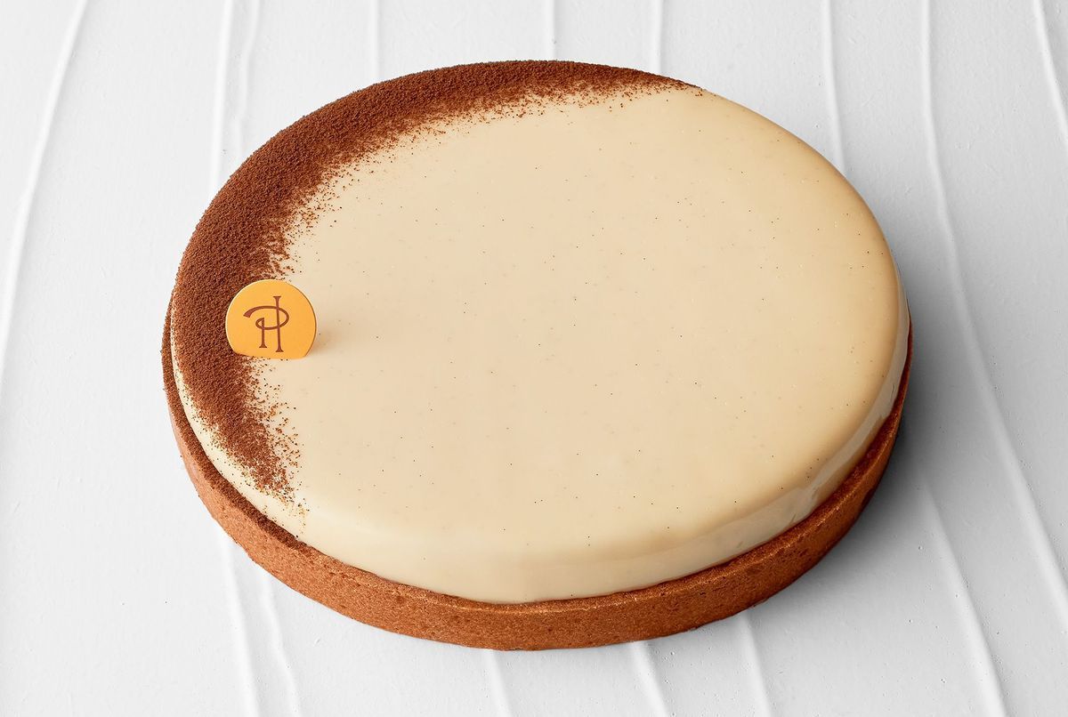 Macaron, éclair, Saint-Honoré… Pierre Hermé signe une collection ...