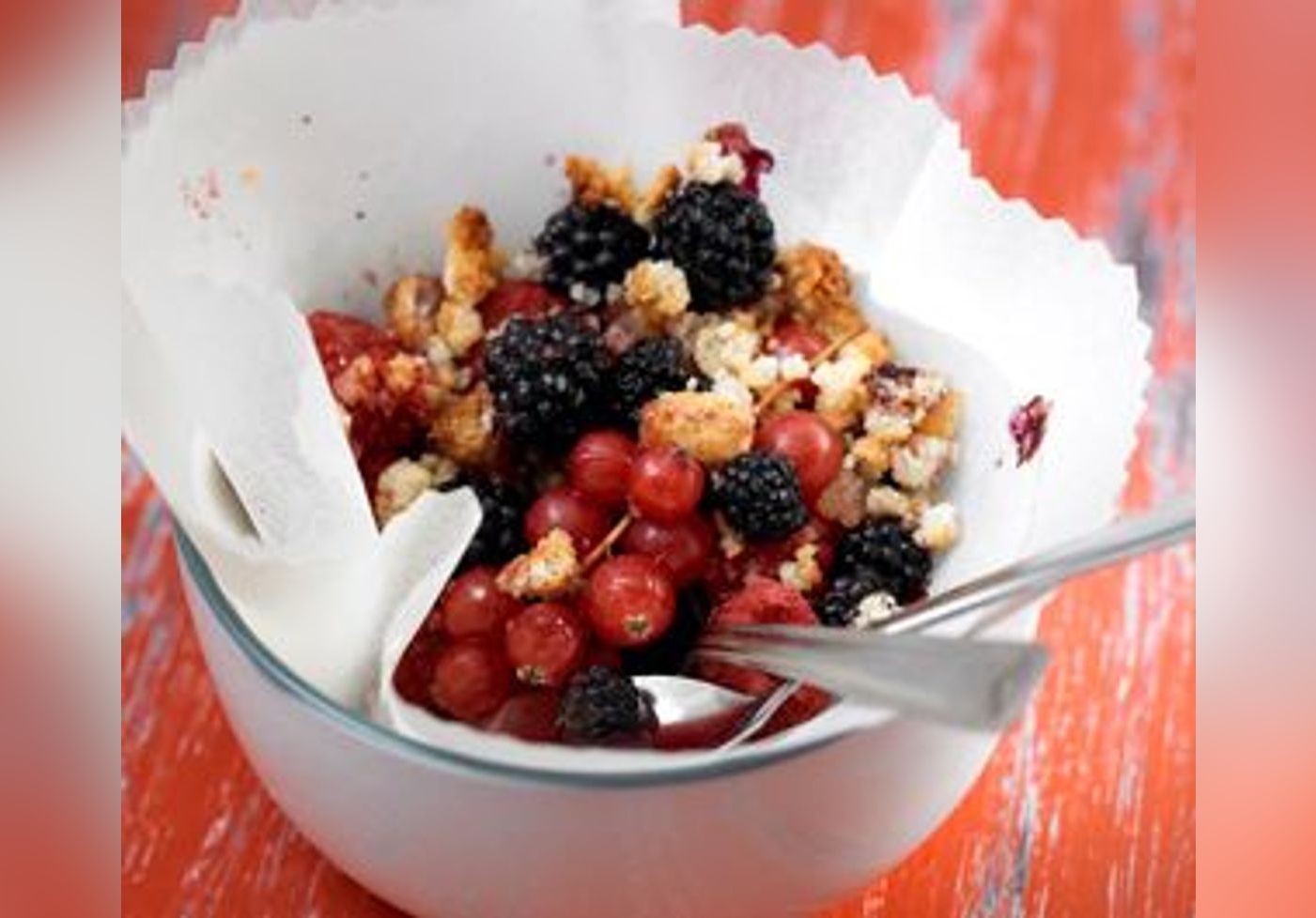 Fruits rouges en crumble d’amaretto - Crumble de fruits rouges ...