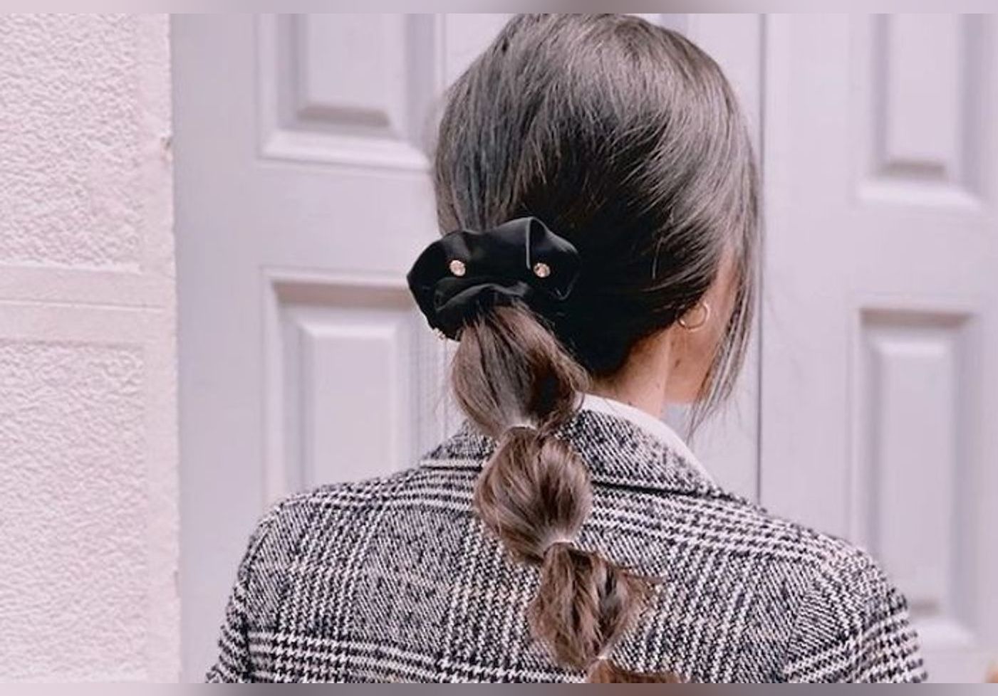 Cheveux : Bubble braid, la nouvelle queue-de-cheval de it-girl qu’on ...