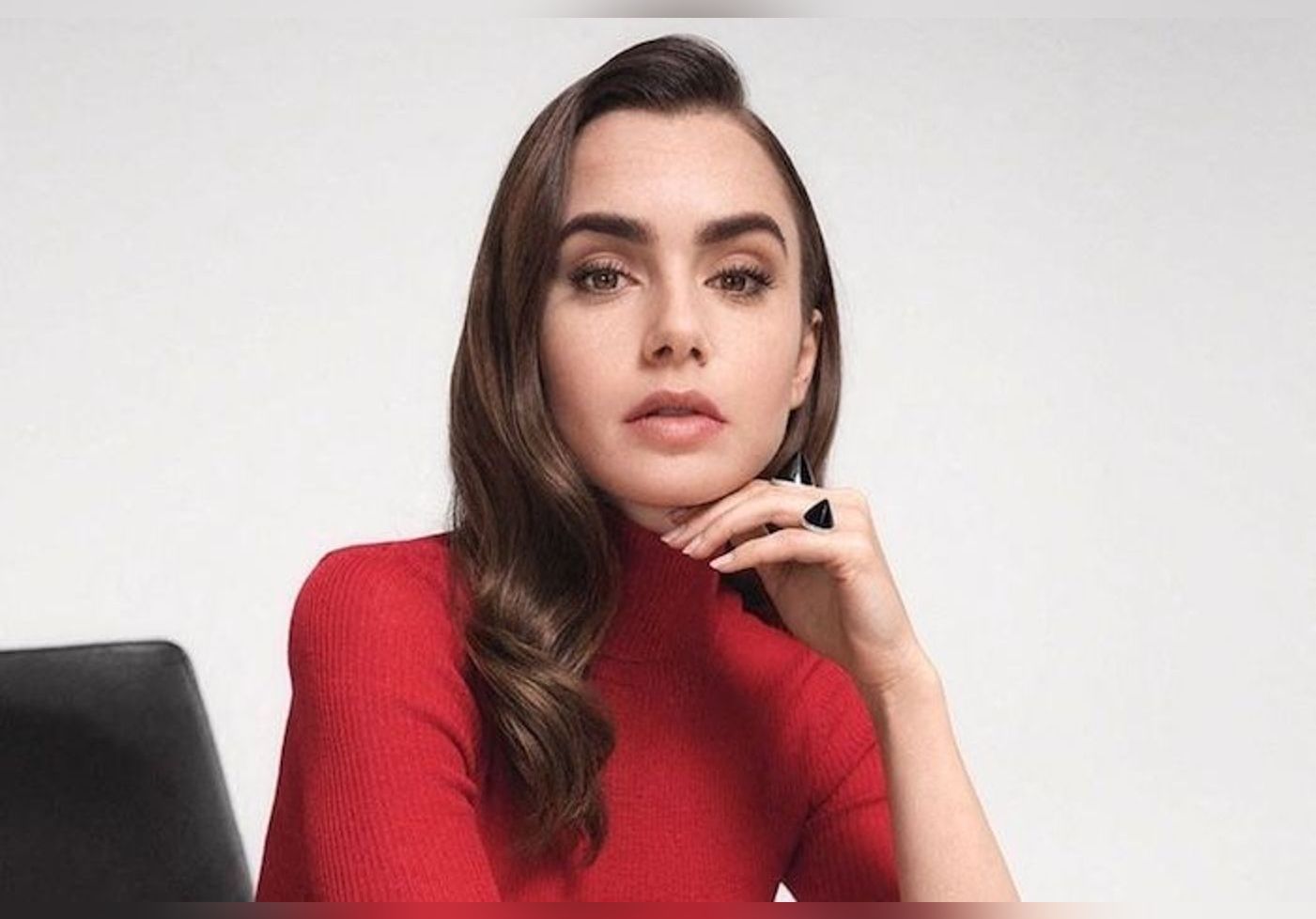 Emily in Paris : de retour à Paris pour le tournage de la saison 3, Lily Collins opte pour une ...