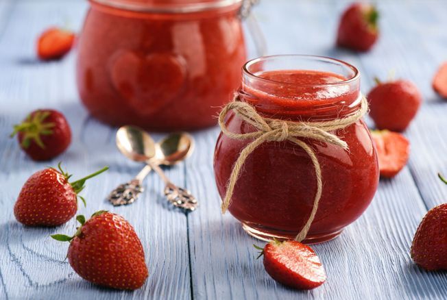 Julie Andrieu dévoile sa recette savoureuse de confitures de fraises ...